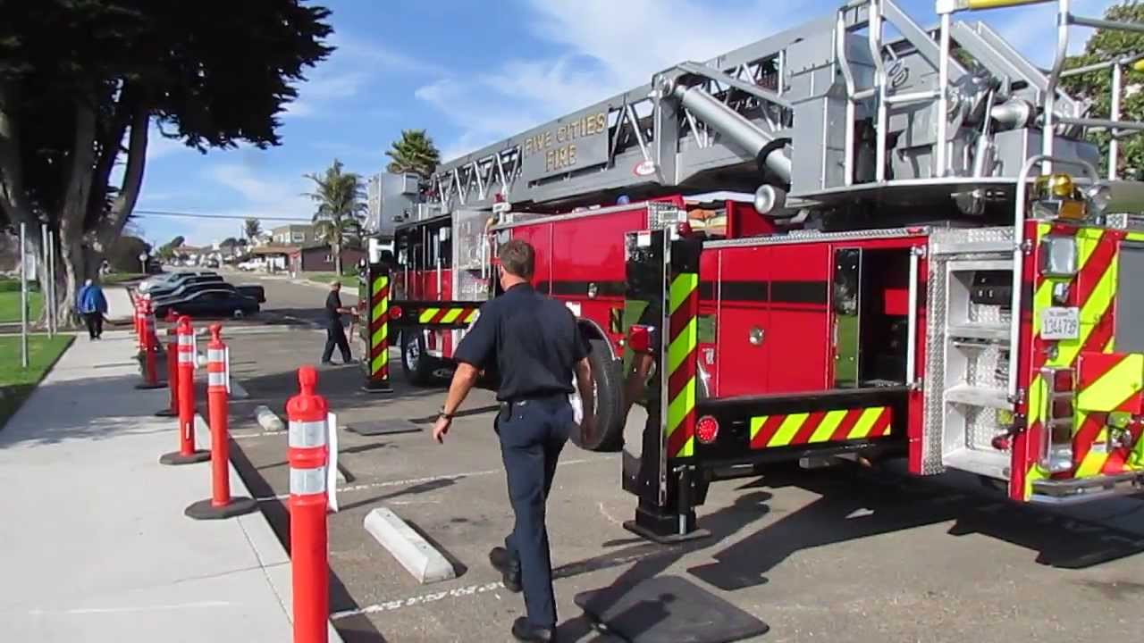 Five Cities Fire Truck 66 Set Outriggers - YouTube