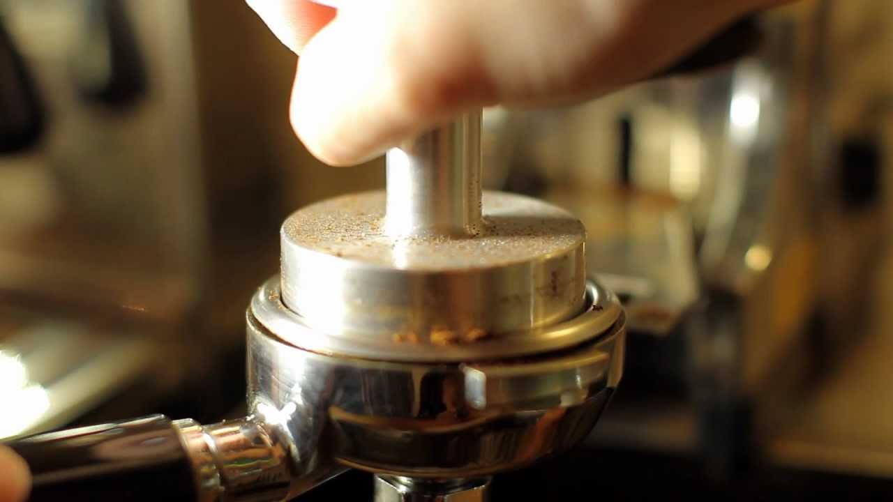 a short coffee-break in the evening... - YouTube