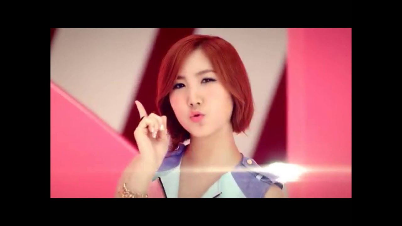 Voice of APink's Hong Yookyung in 2012 - YouTube