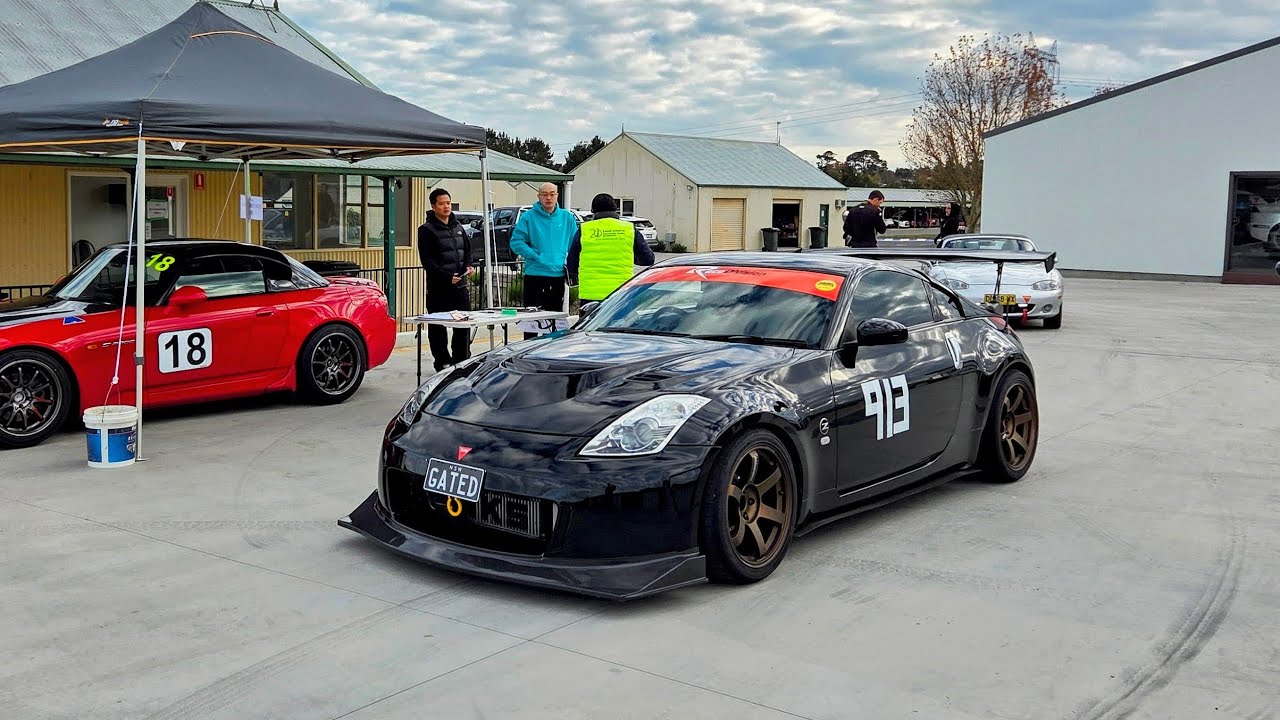 One Raceway 1:04.9 - Race Division 350Z - YouTube