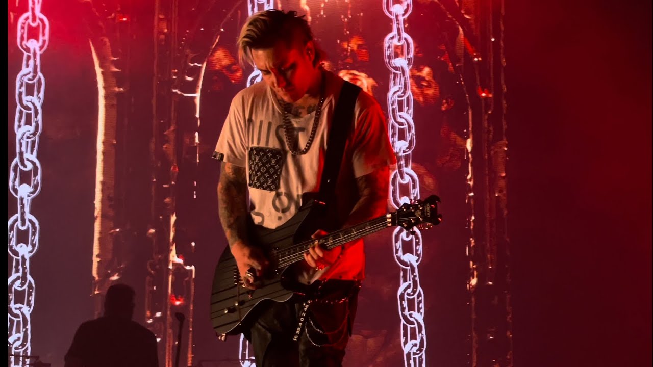 Avenged Sevenfold: Roman Sky (Pittsburgh 2024) - YouTube Music