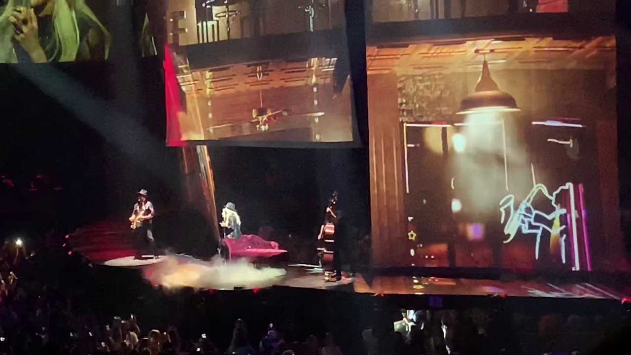 Carrie Underwood Drinking Alone 9/29/19 - YouTube