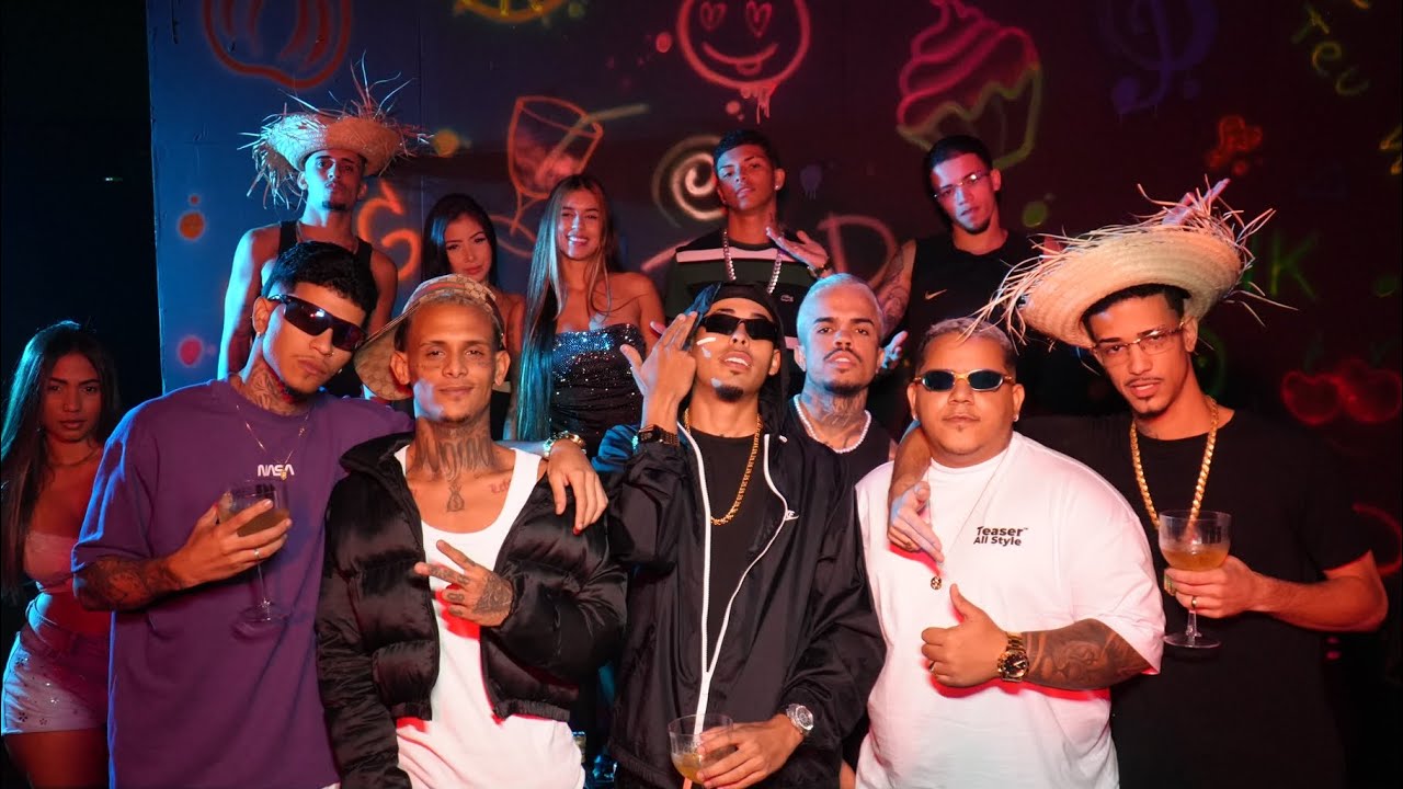 MARIA BONITA (CLIPE OFICIAL). - YouTube