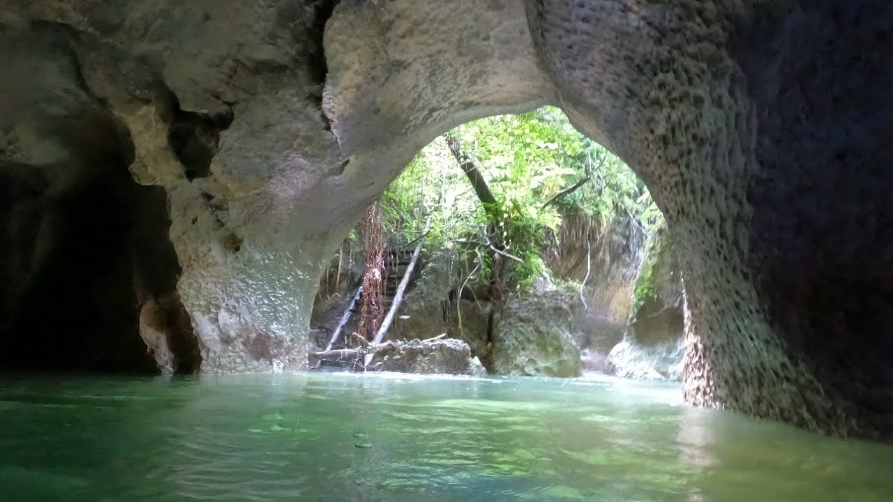 Exploring Tayangban Cave Pool in Siargao #💦 - YouTube