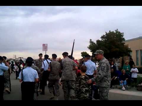 GREAT OAK AFJROTC VETERANS DAY PARADE 2011 - YouTube