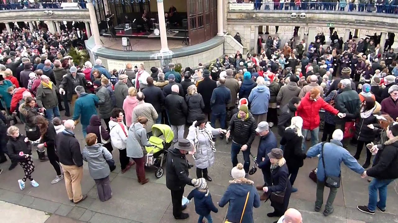 Eastbourne Bandstand - Boxing Day 2015 - The Ray Campbell Dance Band ...