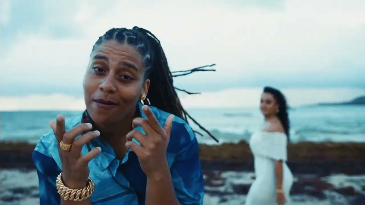 Meryl - À genoux feat. Kalipsxau (Clip officiel) - YouTube