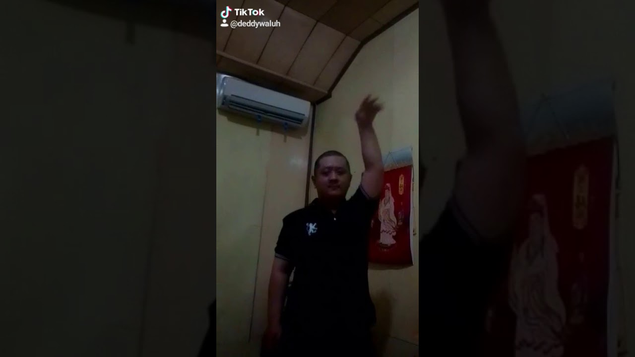 Pertama kali maen tik tok kalau suka like dan subscribe ya bossque - YouTube