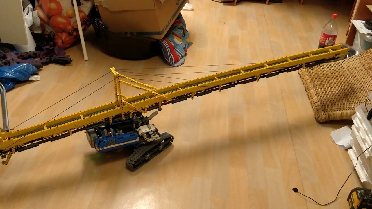 Crawler conveyor - YouTube