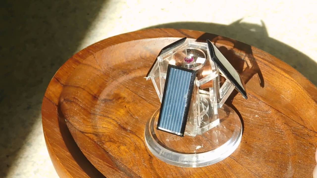 Tiny Solar Mendocino Motor, palm size solar engine - YouTube