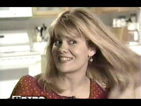 Lisa Whelchel and her three kids on “Extra” (1999) - YouTube