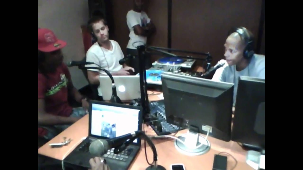 Red Button Rhythm 100 Radio Interview with Da Les and Sbuda Roc - YouTube