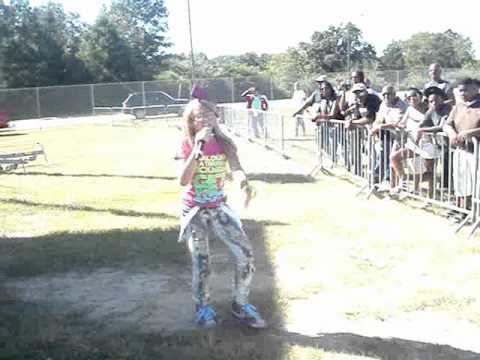 Miss Mulatto- Rock and Roll and Move Your Body