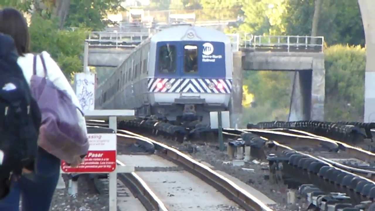 MTA MNR: 1985-86 Budd M-3A Metro North Railroad at Woodlawn Station (6/ ...