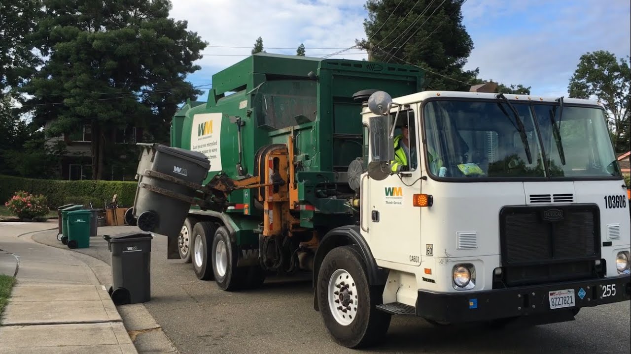 Waste Management Labrie Automizer Compilation - YouTube
