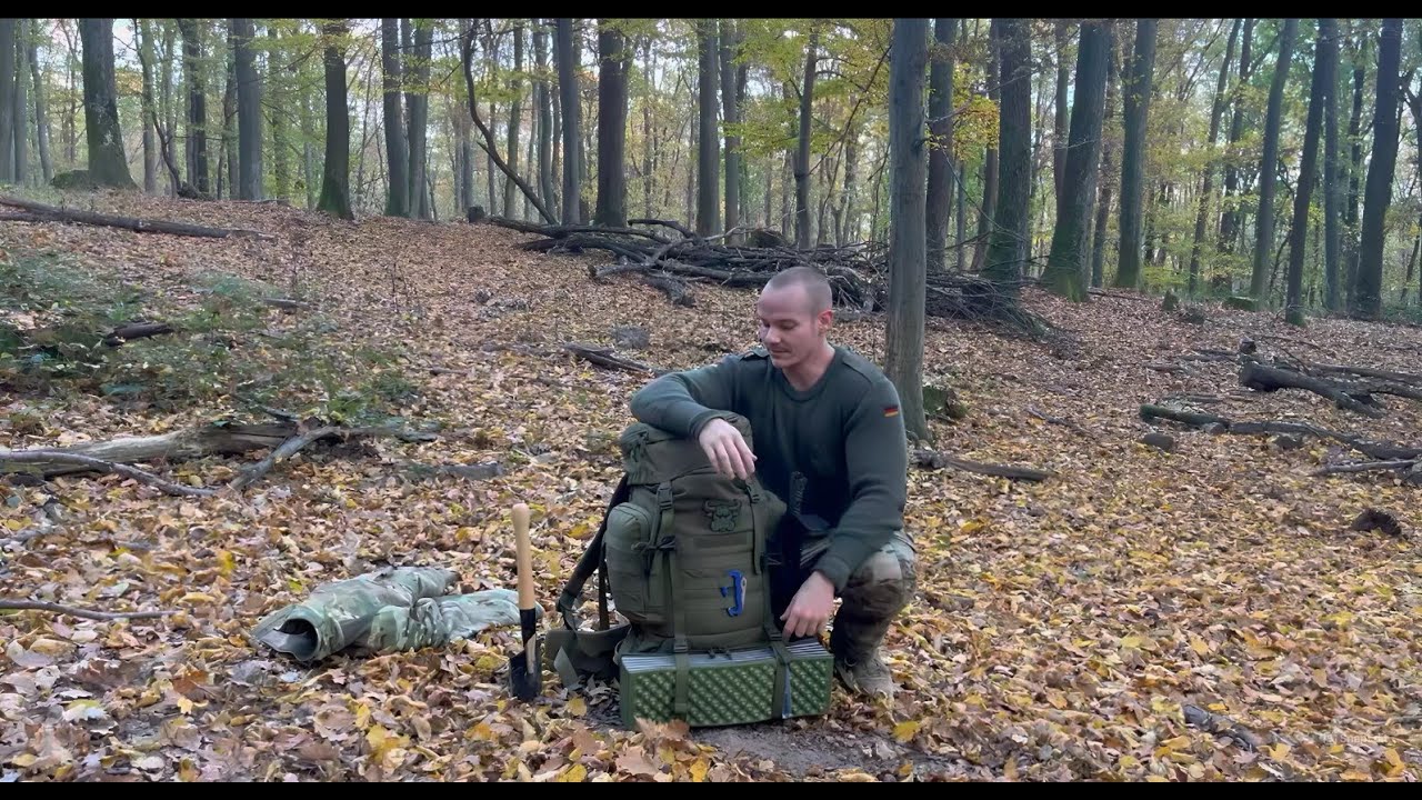 BUSHCRAFT | Niečo o výbave a nočná evakuácia - YouTube