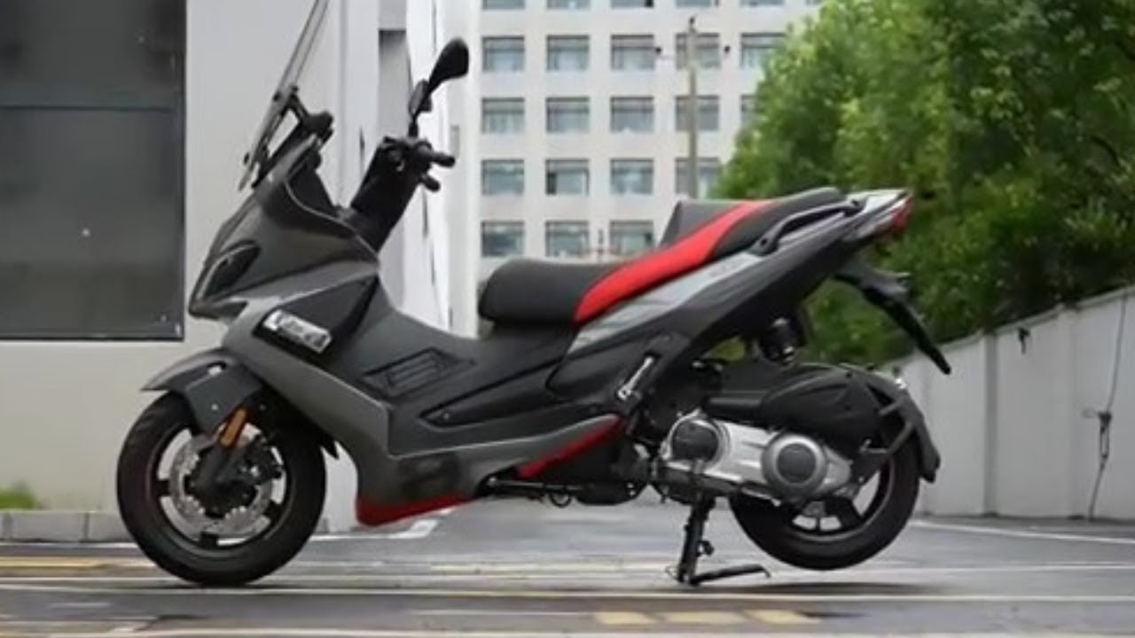 244cc Single Cylinder Water Cooled Engine, Dual Channel ABS, New Zonsen Aprilia SRMax 250 2023 ...