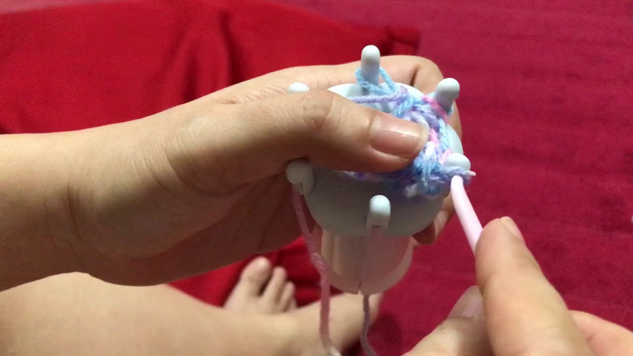 Spool Knitting: ending steps - YouTube