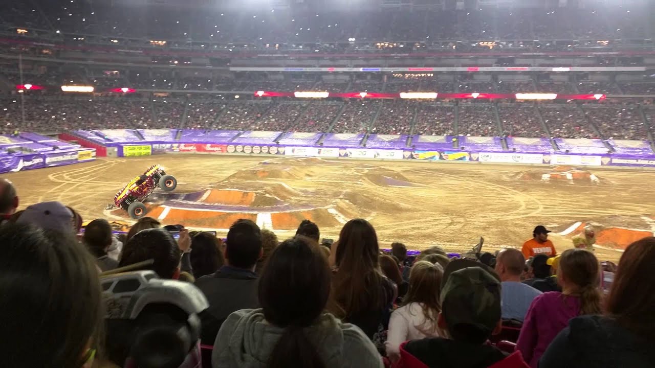 Monster Jam at University of Phoenix Stadium 1/30/2016 - YouTube