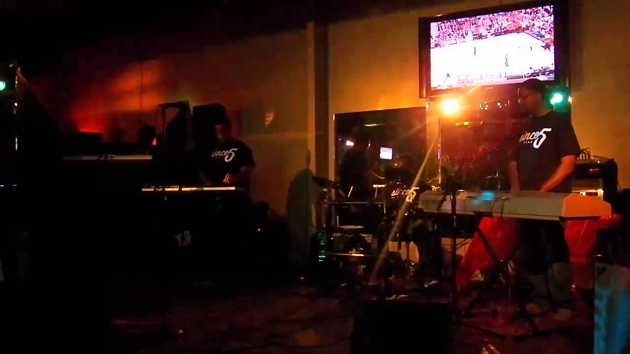 454 Since 5 Band Live at King's Sports Bar - YouTube