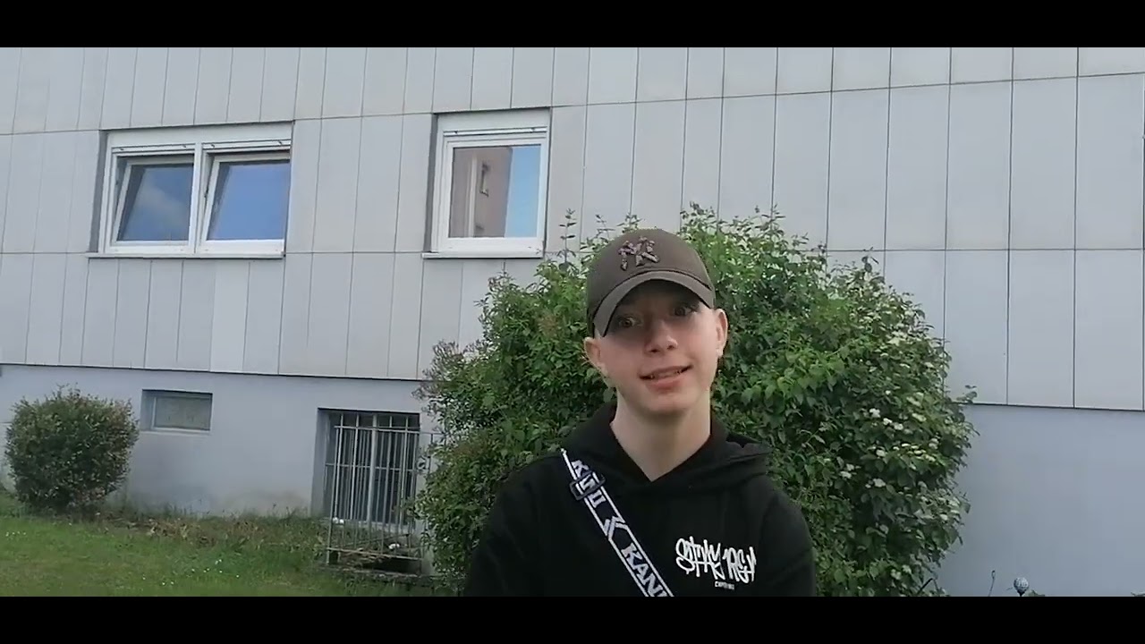 IN DER HOOD | official Musikvideo - YouTube