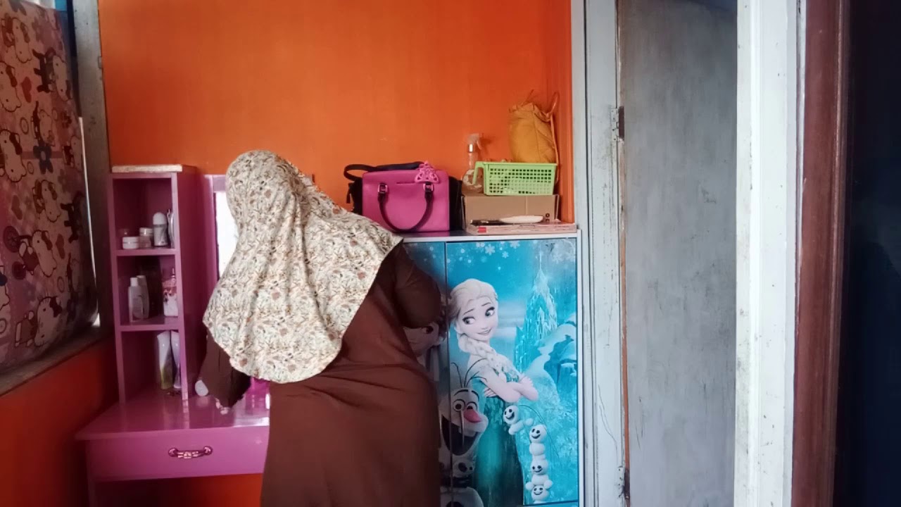 CLEANING MOTIVATION//BERSIH BERSIH KAMAR - YouTube CLEANING MOTIVATION//BERSIH BERSIH KAMAR - YouTube