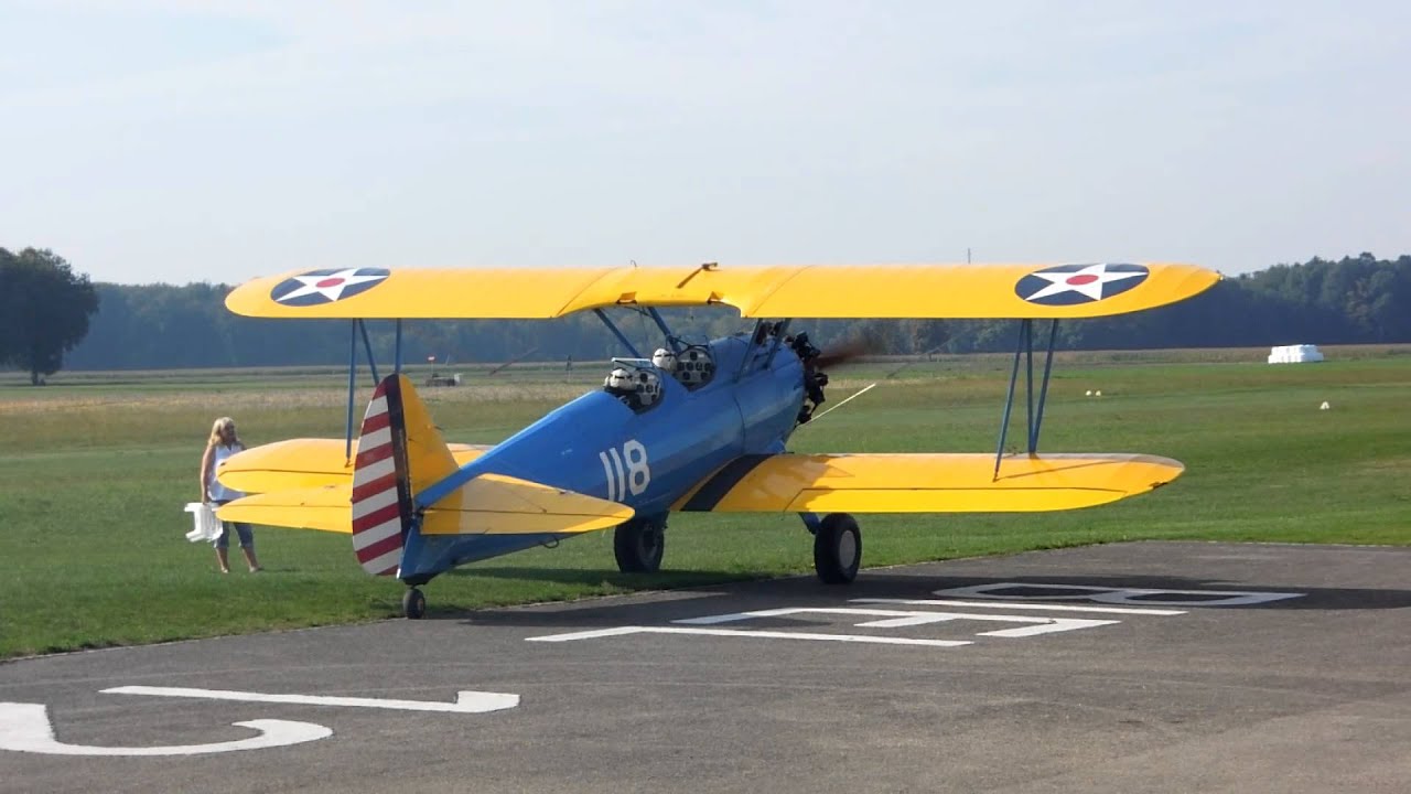 Boeing Stearman engine startup in Biel LSZP - YouTube