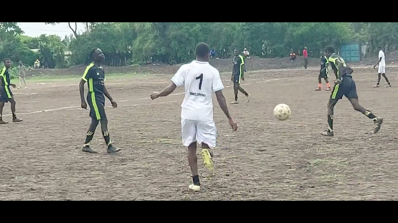 Blessed of Fantasy Soccer Academy playing for Sunshine FC. - YouTube