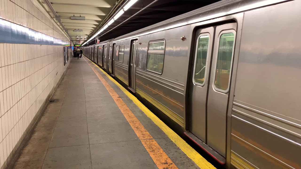 MTA IND: Brooklyn Bound R68 (D) Train @ Grand Street - YouTube