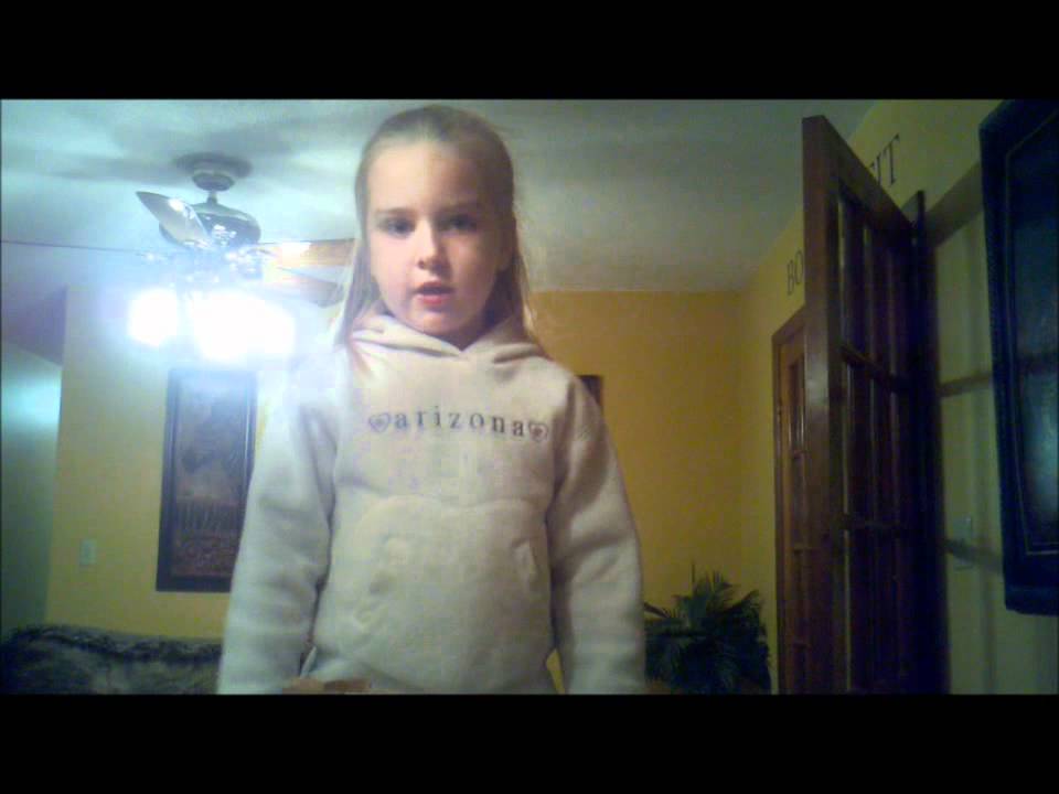 Izzy uses sign language - YouTube