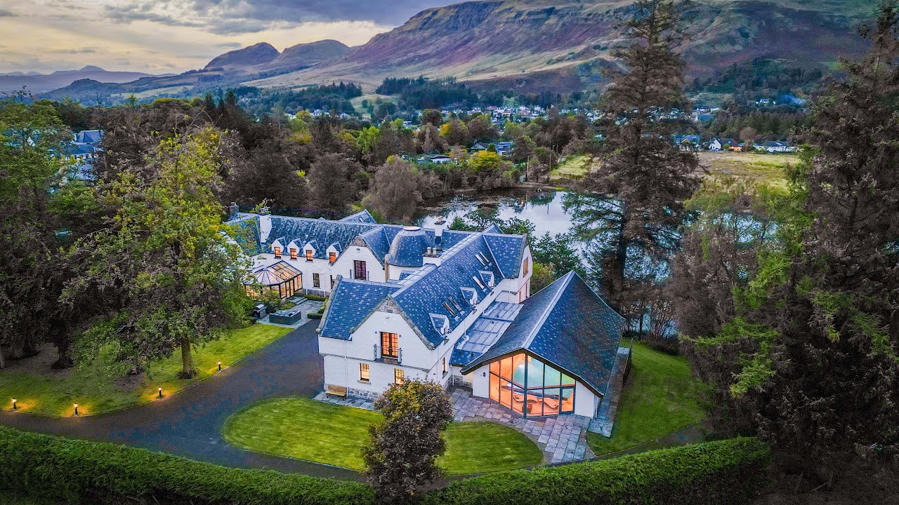 Moor House, Strathblane - YouTube