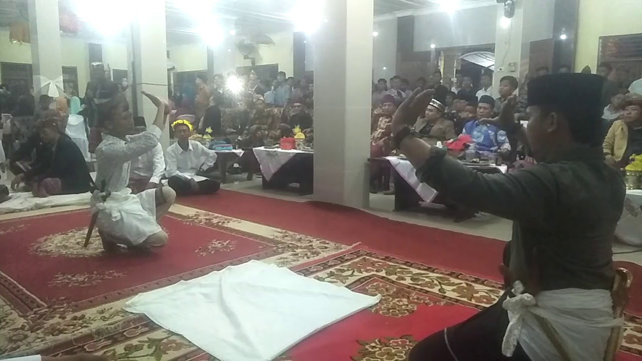 Buay nyerupa vs buay subing tabuh pun sesat agung gunung sugih lampung ...