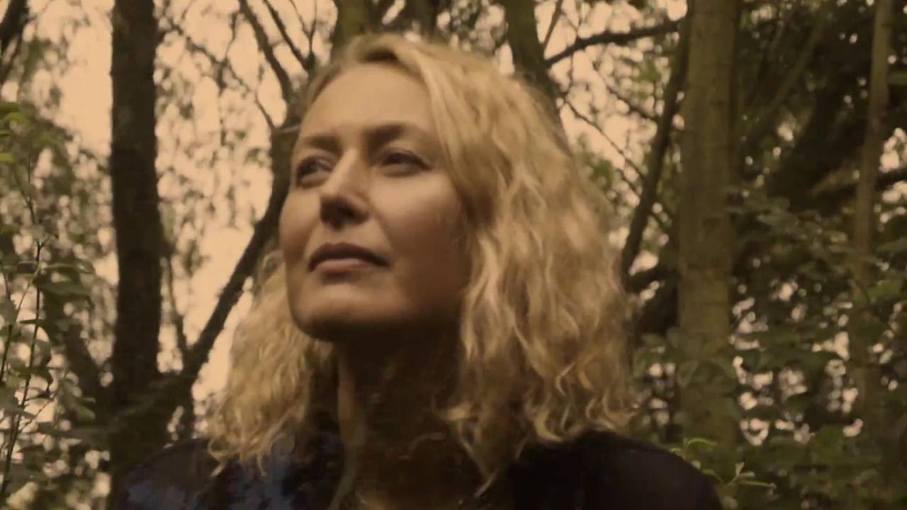 Rina Green - Powerless - YouTube