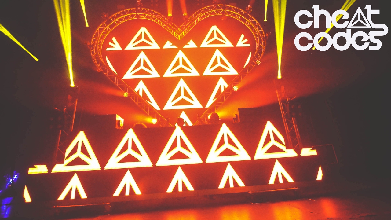 ADVENTURES w/ CHEAT CODES #13: CRUSH DALLAS - YouTube