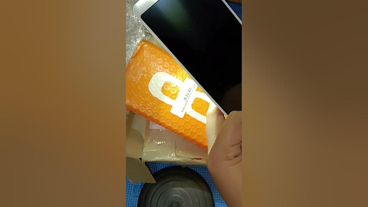 Video unboxing returan yuliana masud op - YouTube