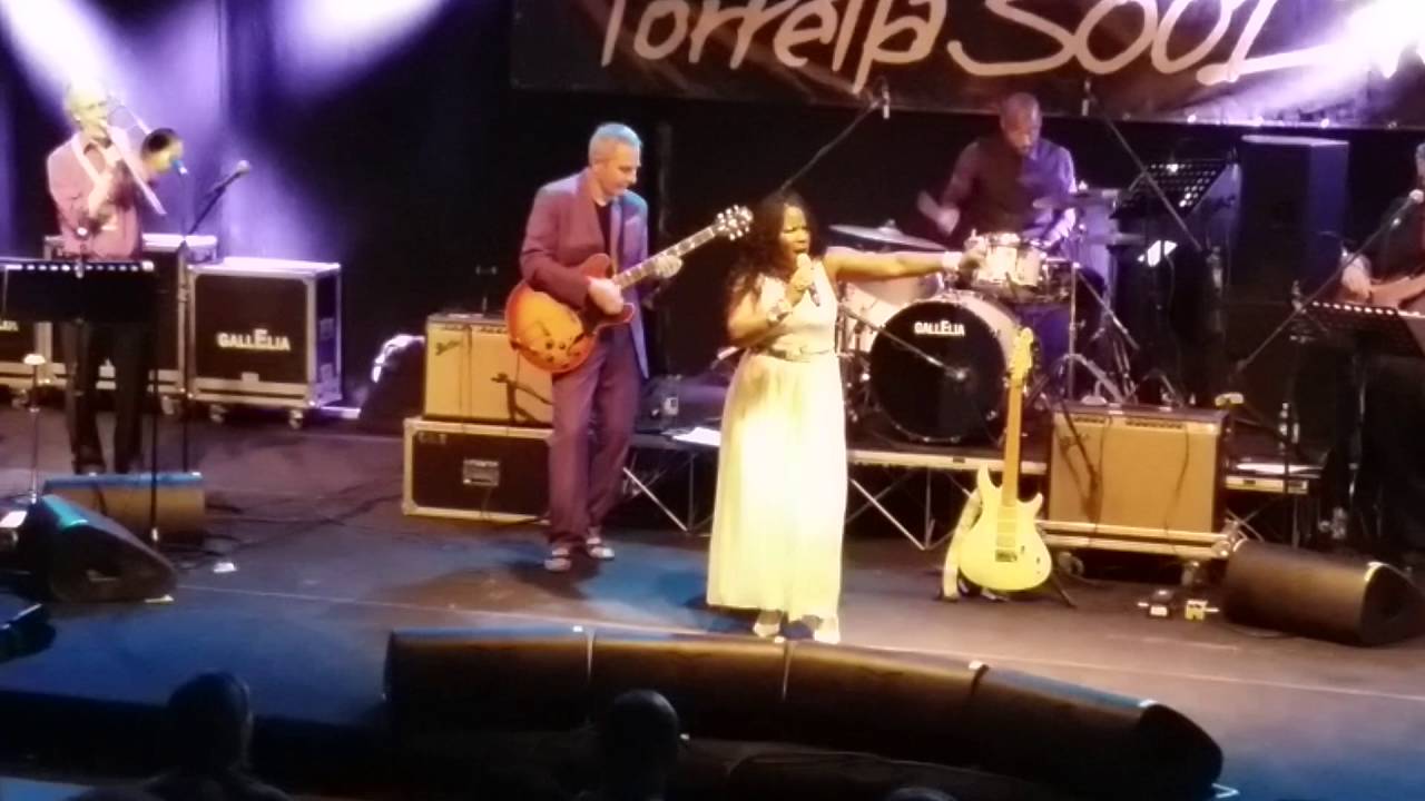 Falisa JaNaye "You Won't Miss Your Water" Porretta Soul Festival 2016 ...