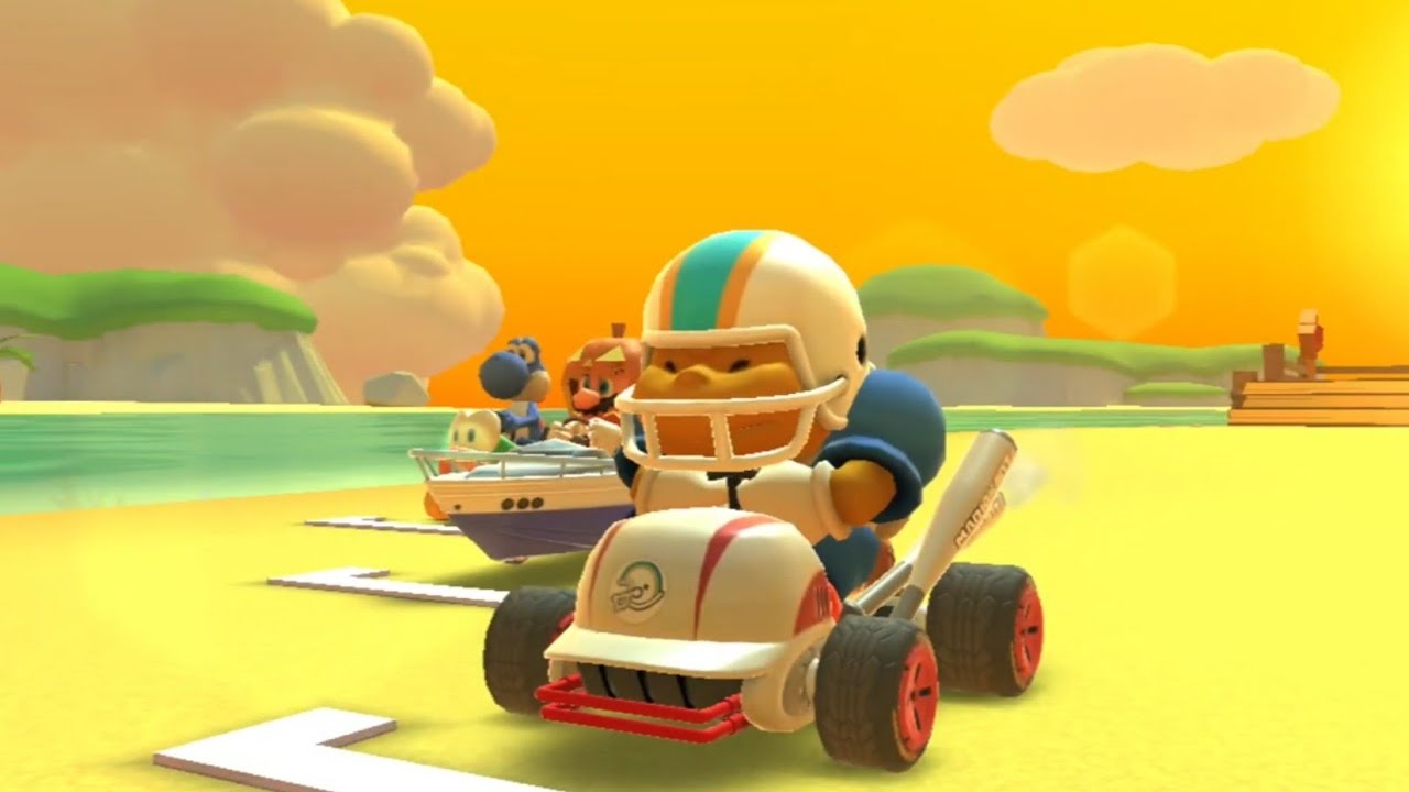 Mario Kart Tour Chargin' Chuck Gameplay - YouTube