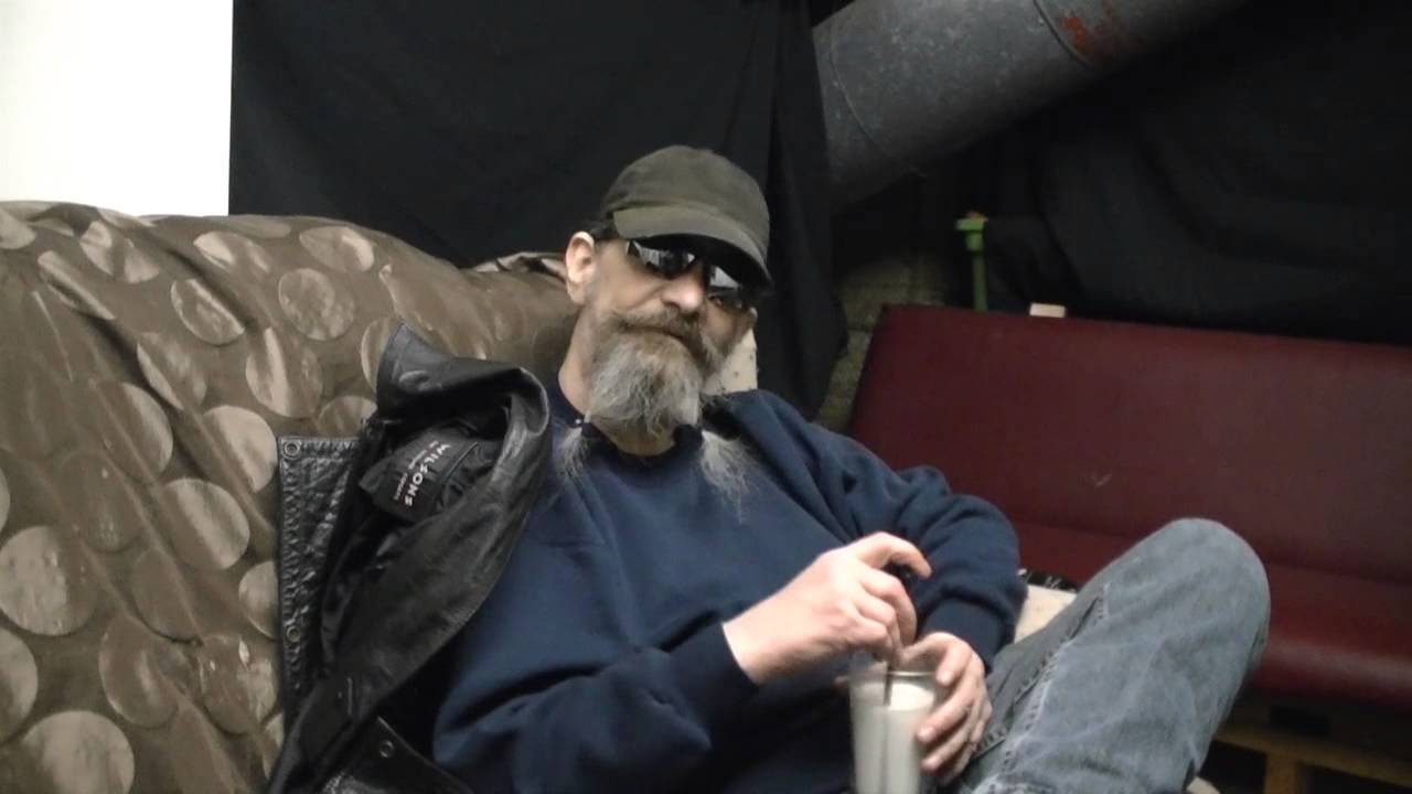 National Rock Review Interview: Eric Moore of The Godz - YouTube