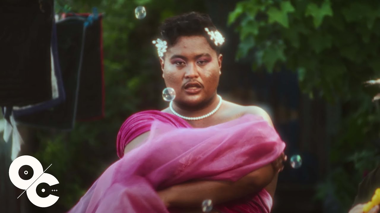 ARDEE - Heavenly Bodies (Official Music Video) - YouTube