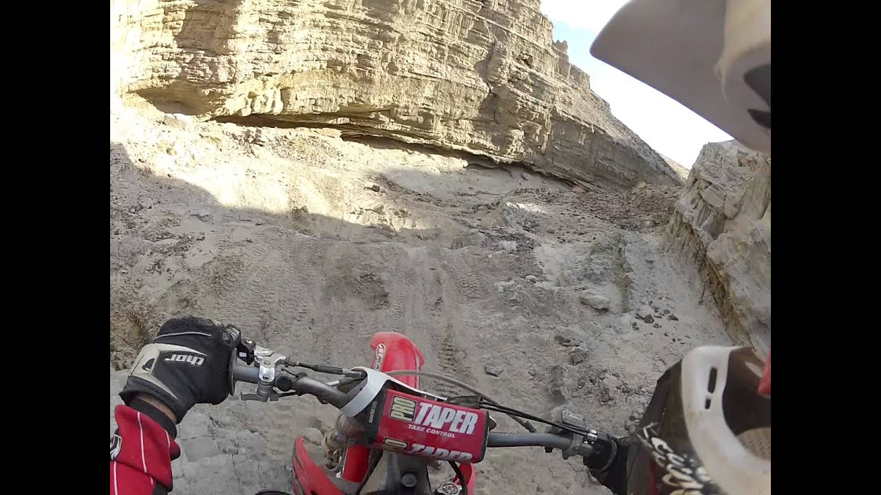 Last chance trail, mojave riding - YouTube