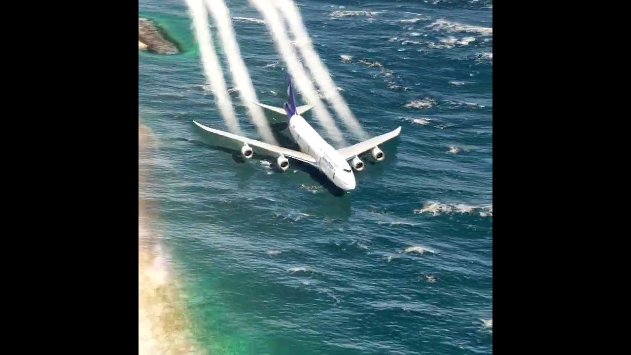 Boeing 747 Aeromaritime Airways aircraft engine problems when landing - YouTube