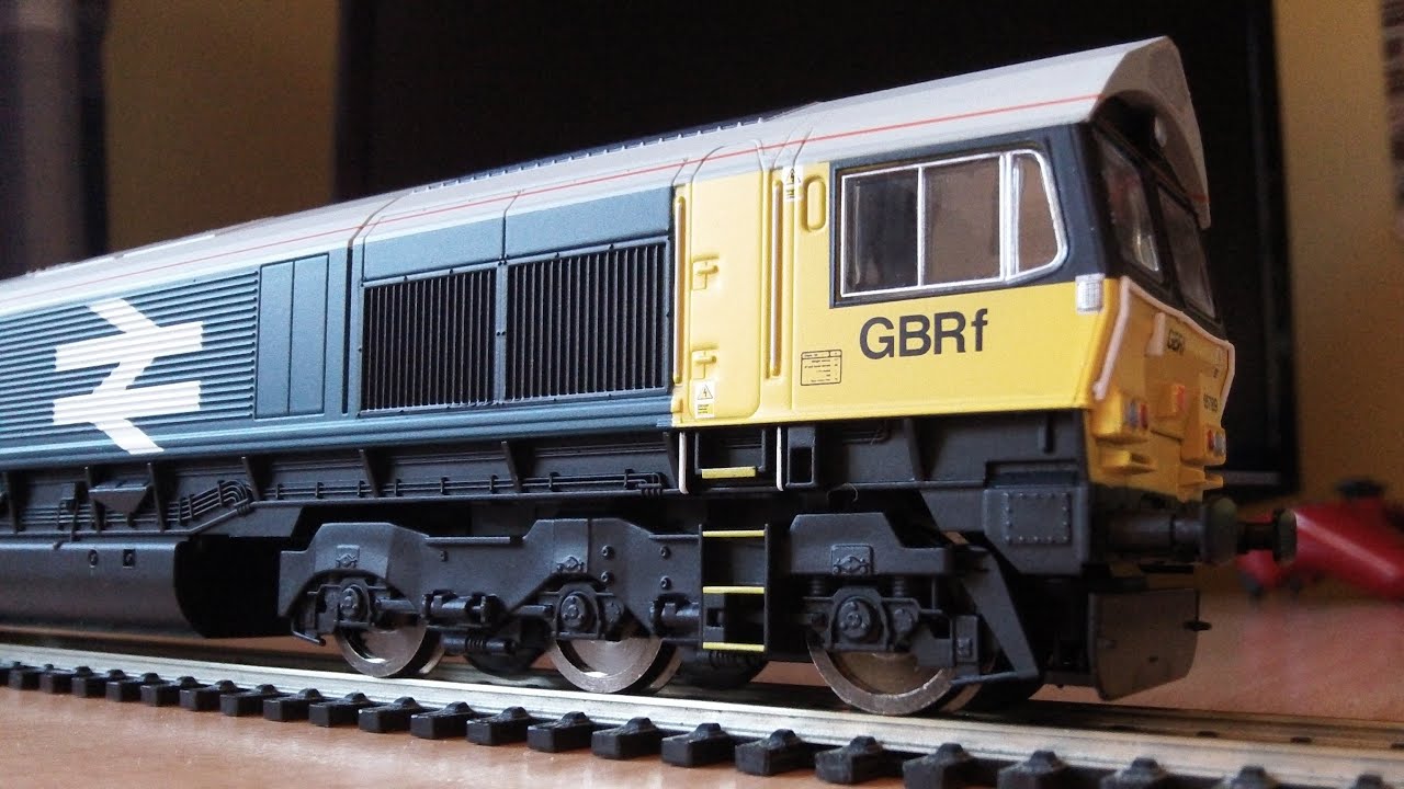 Hornby GBRf Class 66 789 BR Intercity large logo livery - YouTube