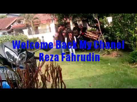 Lagu "Juragan Empang" Buatan Reza Fahrudin - YouTube