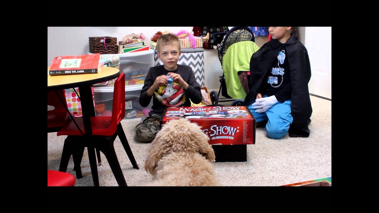 Hunter and Rylan magic show - YouTube
