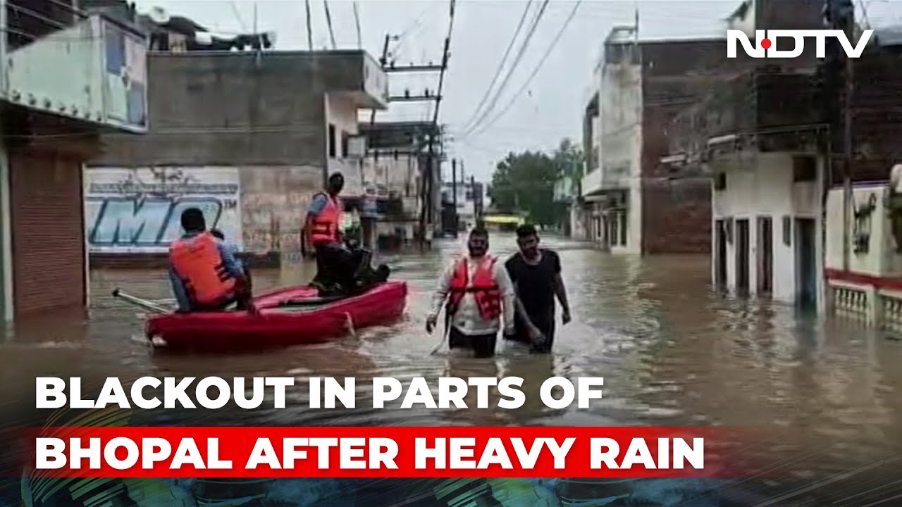 Waterlogging Blackouts In Bhopal After Heavy Rain Youtube