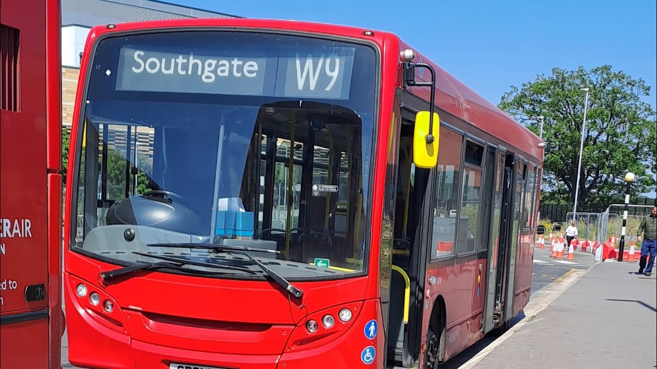 final days under sullivan buses: W9 from Winchmore hill/the green to ...