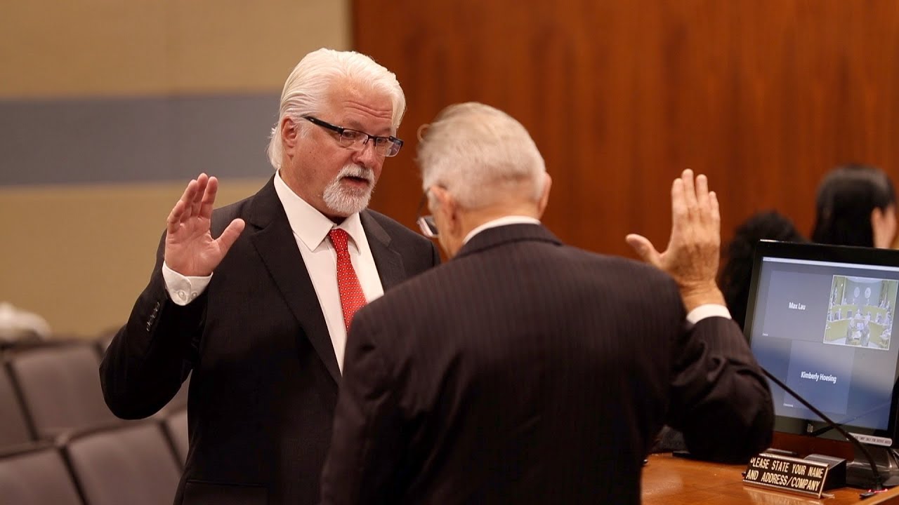 Ron Hug sworn in as Omaha City Councilmember, replacing Vinny Palermo ...