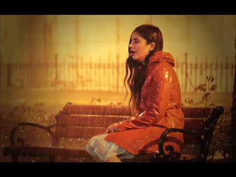 Beni Böyle Sev Video Klip