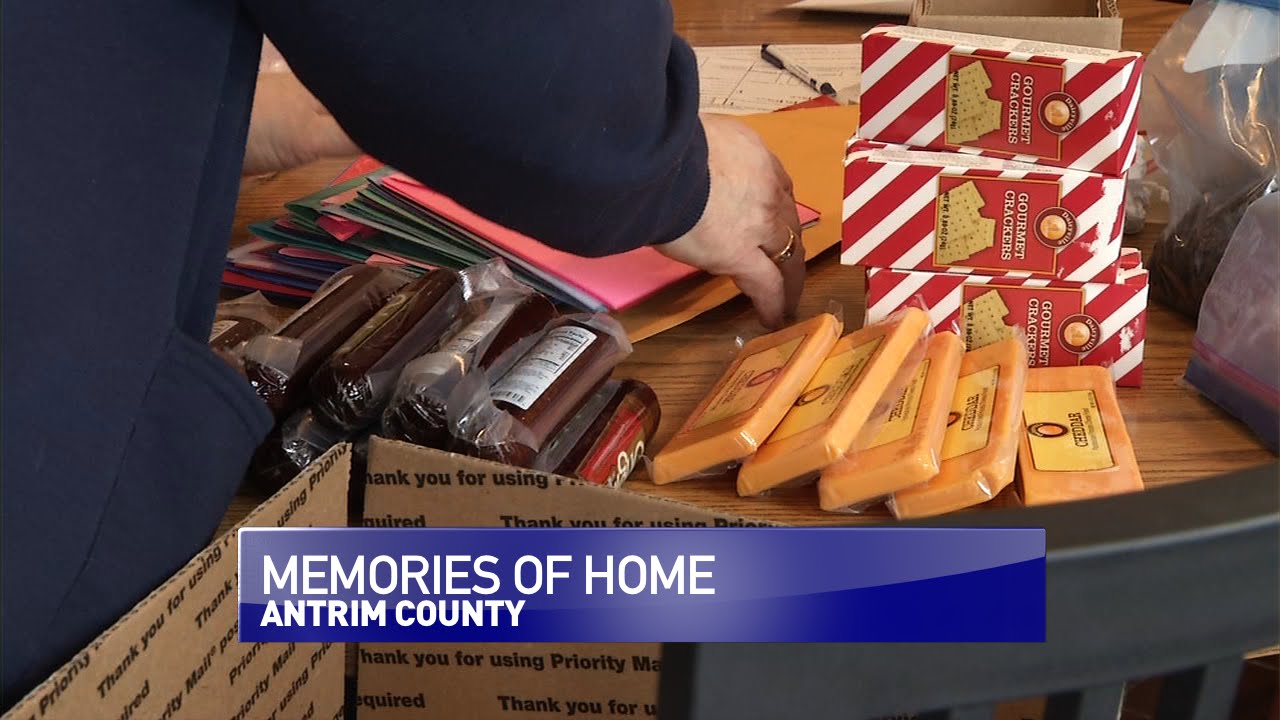 AMVETS Ladies Auxiliary Post 114 Valentine's Day Boxes - YouTube