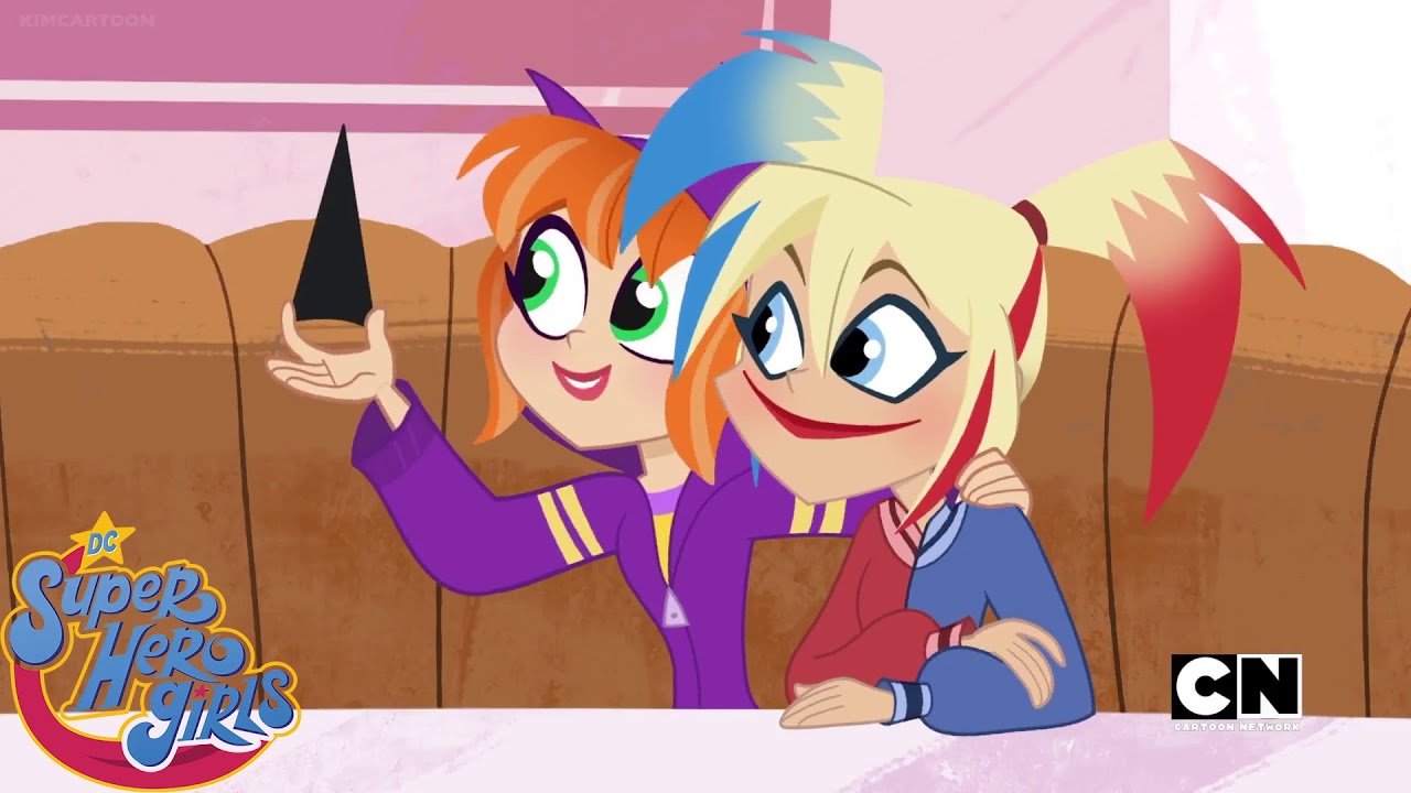 Barbara Gets Gift From Harleen | Episode #WarriorandtheJester | DC ...